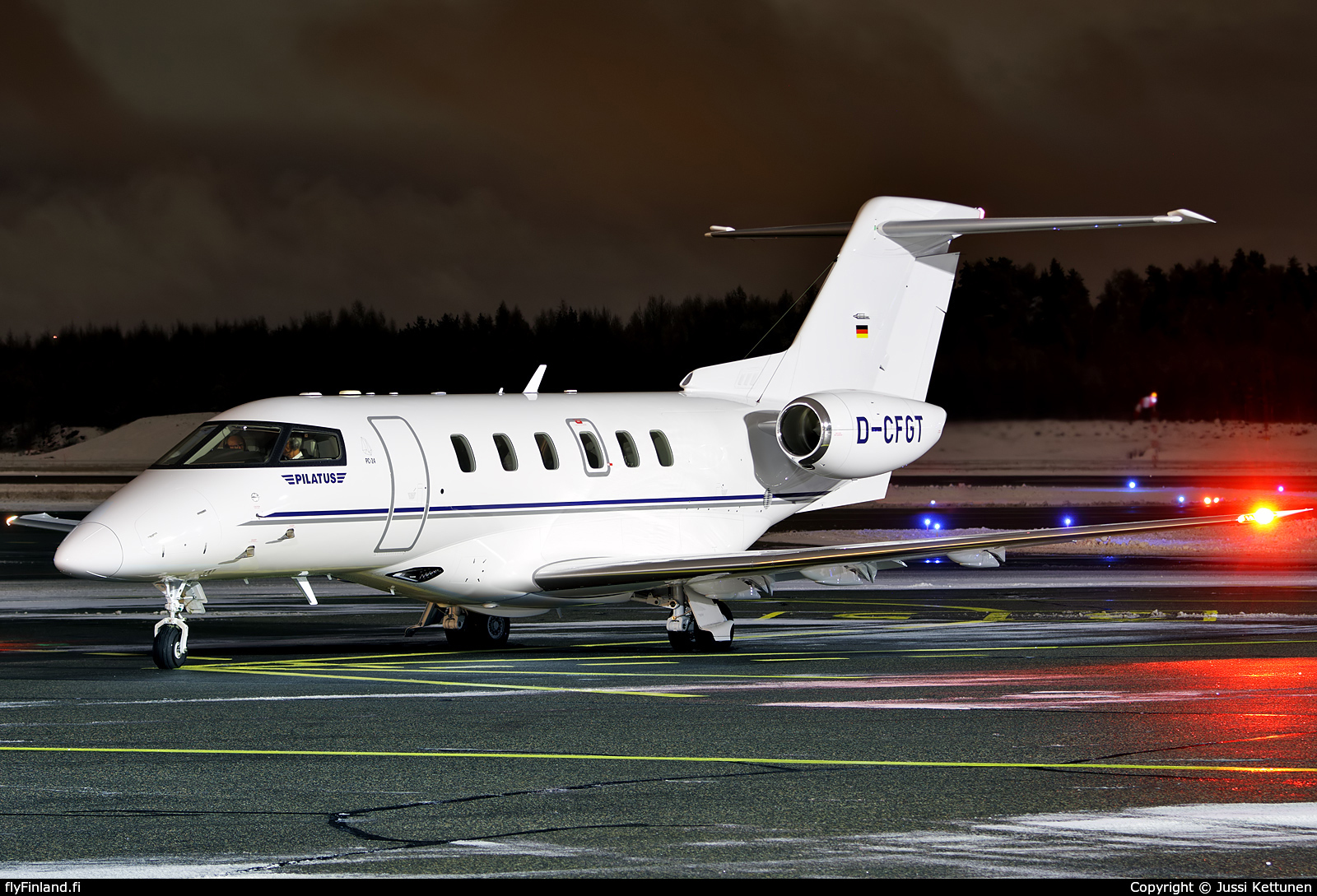D CFGT Pilatus PC 24 Star Wings Dortmund 30 11 2022 FlyFinland fi D CFGT Pilatus PC 24 Star Wings Dortmund 30 11 2022 FlyFinland fi